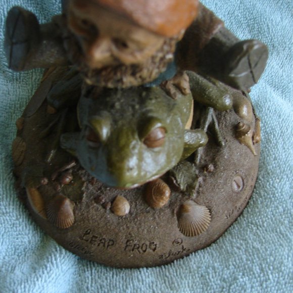 Cairn | Accents | 5226m Tom Clark Tim Wolfe Leap Frog | Poshmark